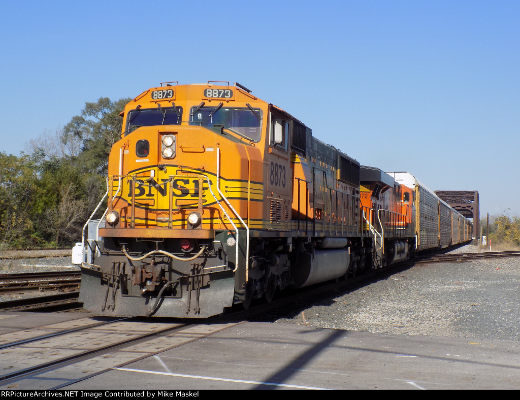 BNSF 8873